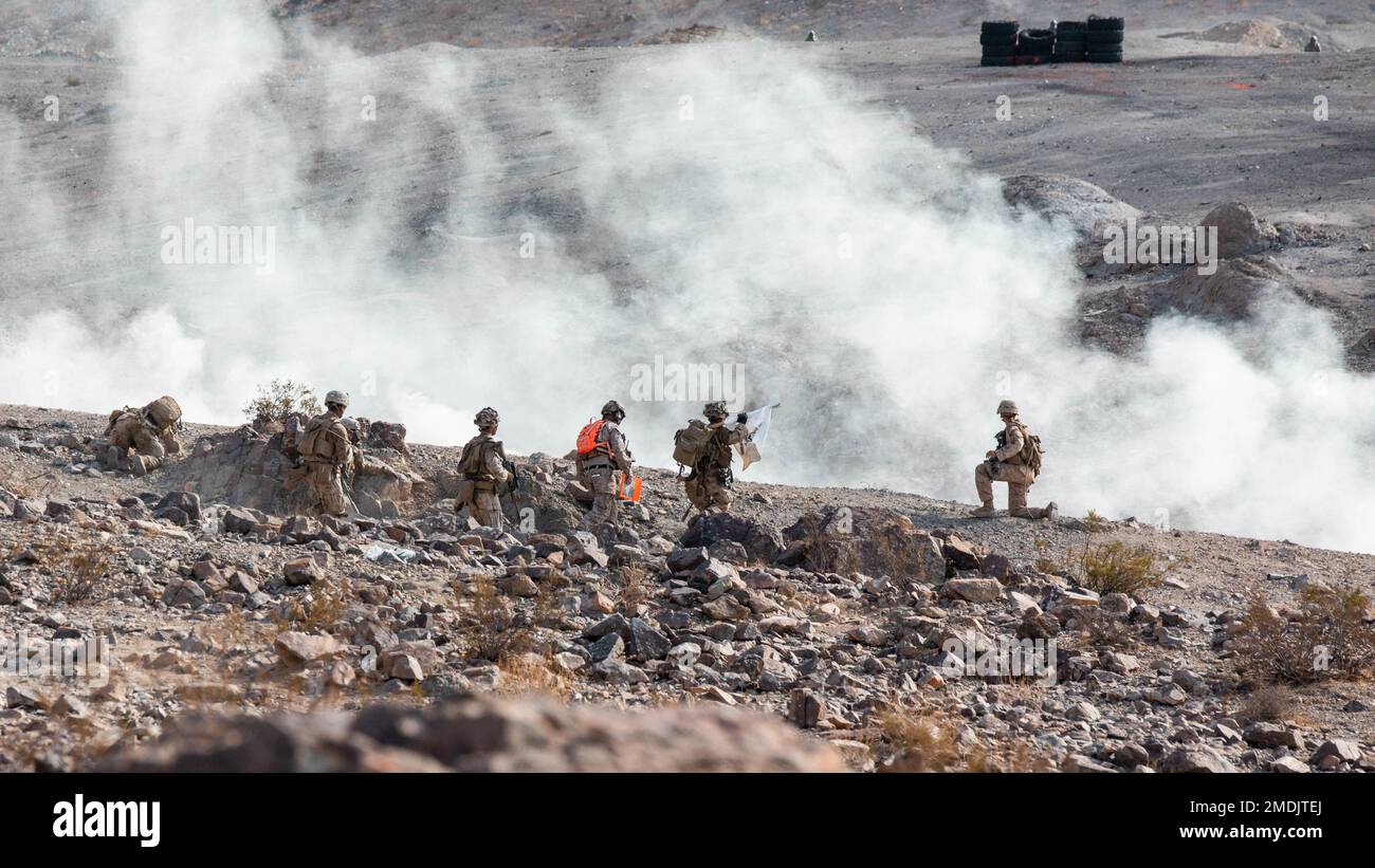 U.S. Marines with Charley Company, 1st Battalion, 7th Marine Regiment ...
