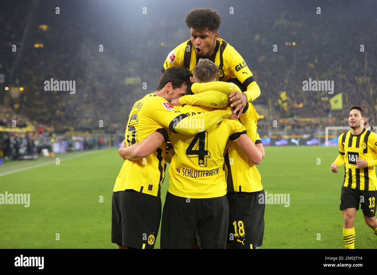 Borussia dortmund fca hi-res stock photography and images - Alamy