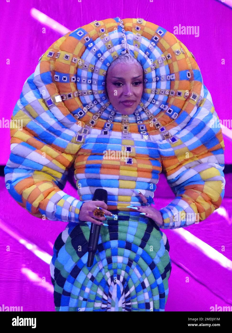 Host Doja Cat appears on stage at the MTV Video Music Awards at ...