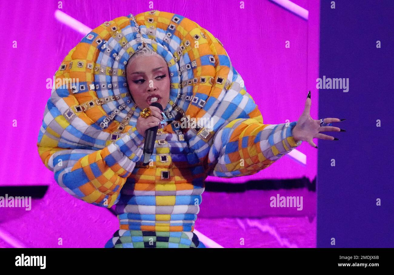 Host Doja Cat appears on stage at the MTV Video Music Awards at ...