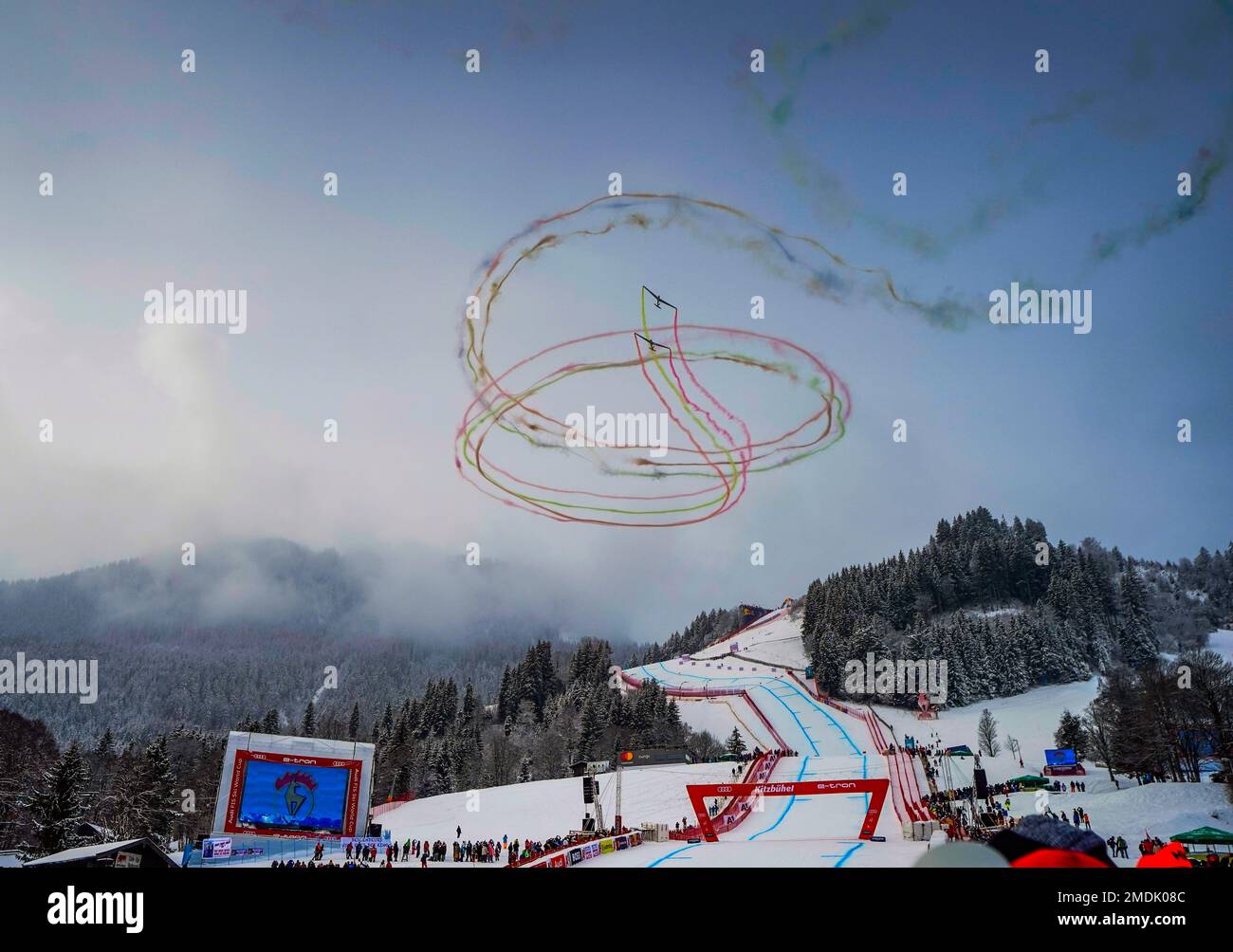 Kitzbühel, Austria 20230120.Gliders with colour display in the sky ...