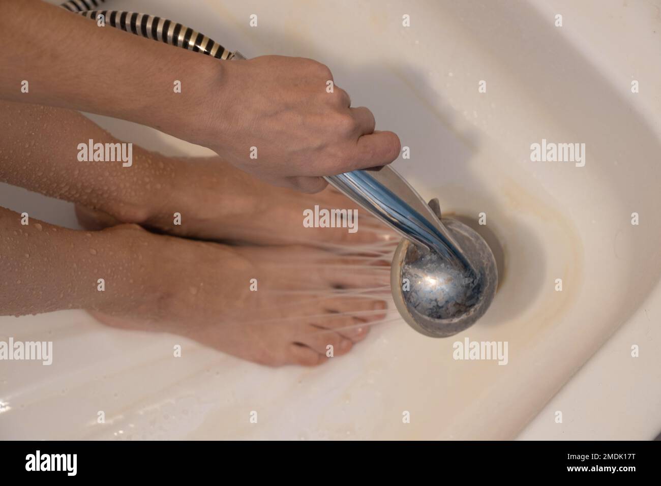 Woman legs in shower hi-res stock photography and images - Alamy