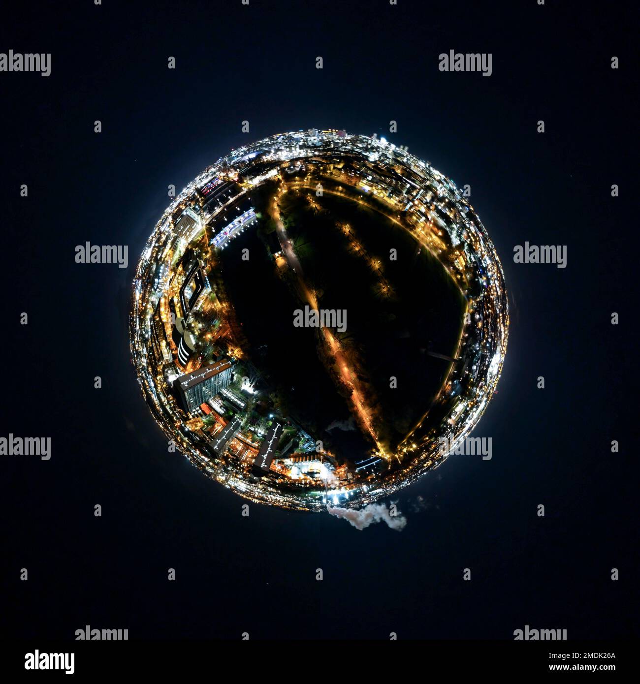 360 degree sphere hi-res stock photography and images - Alamy