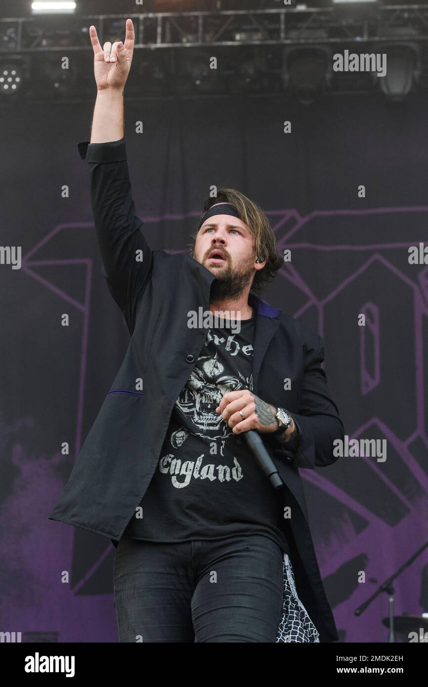 Caleb Shomo of the band Beartooth performs on Day 3 of the ...
