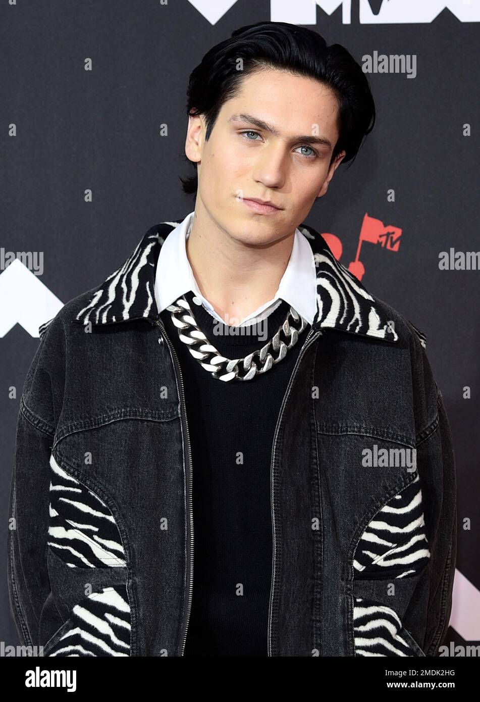 Lil Huddy arrives at the MTV Video Music Awards at Barclays Center on ...