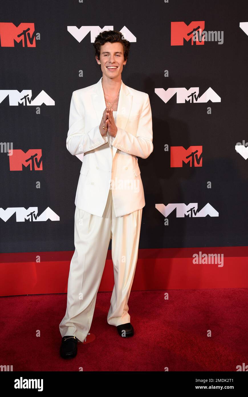 Shawn Mendes arrives at the MTV Video Music Awards at Barclays Center ...