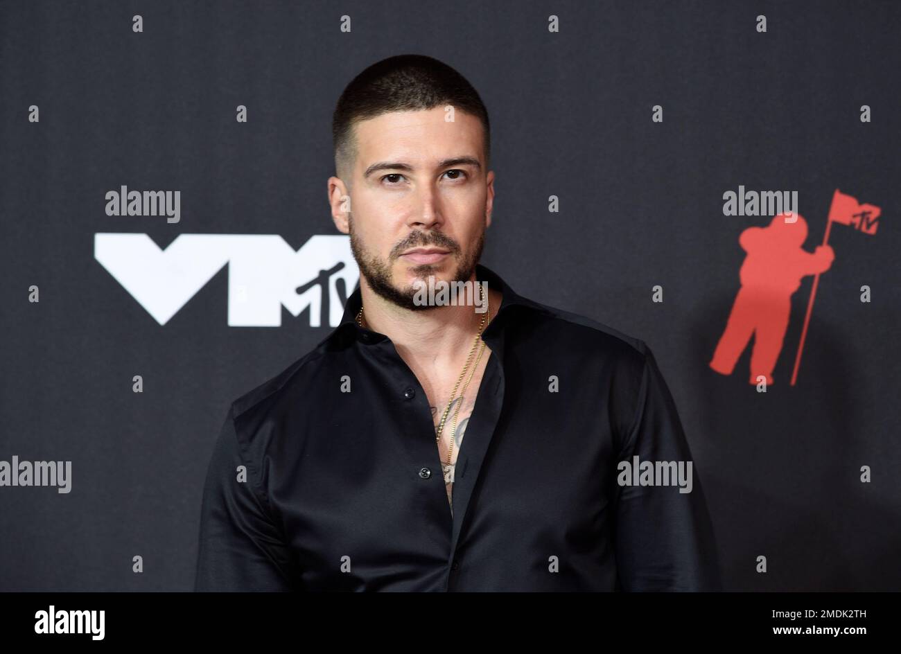 Vinny Guadagnino arrives at the MTV Video Music Awards at Barclays ...