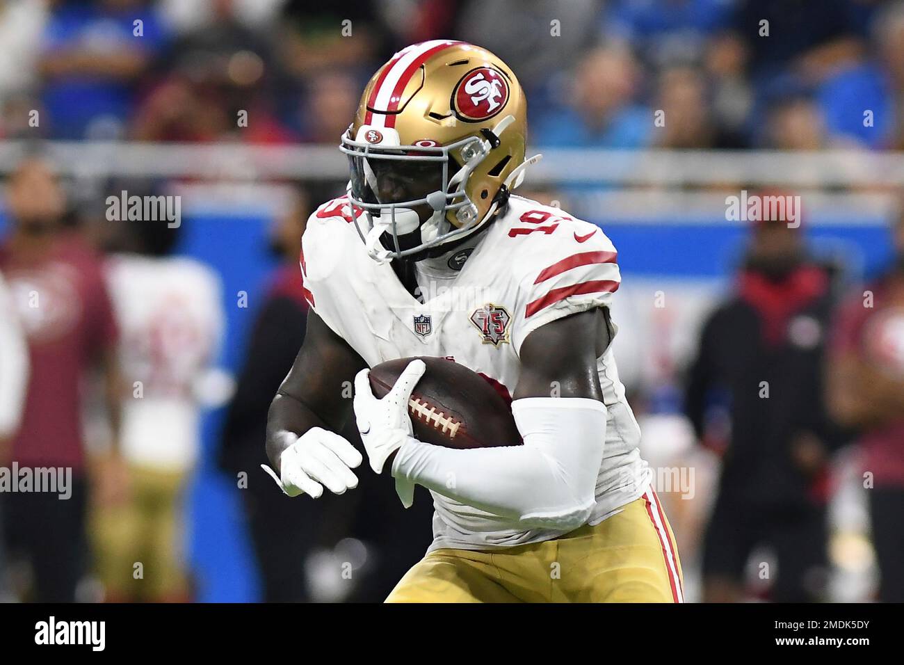 San Francisco 49ers wide receiver Deebo Samuel (19) runs after a catch ...