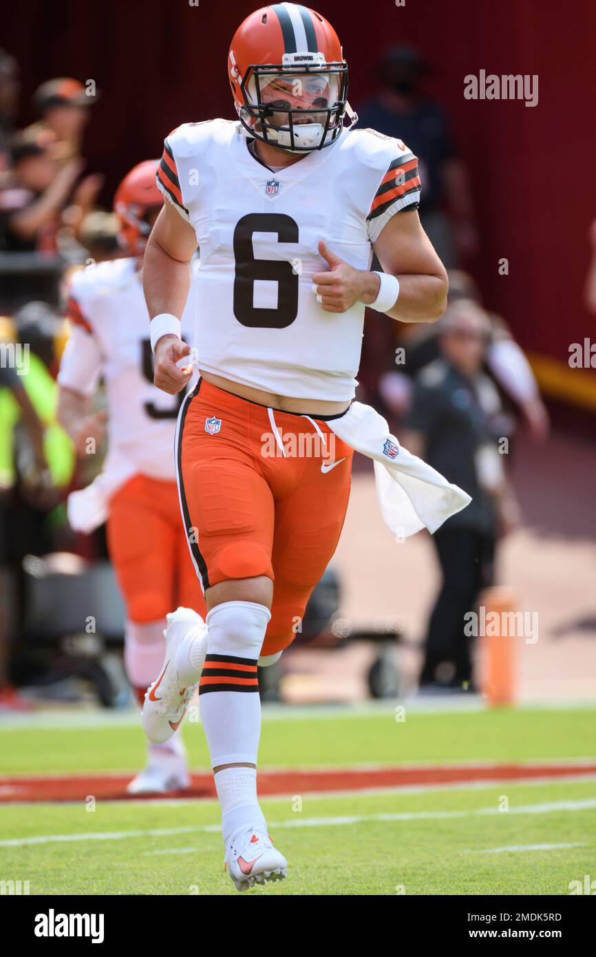 Cleveland Browns quarterback Baker Mayfield comes onto the field for ...
