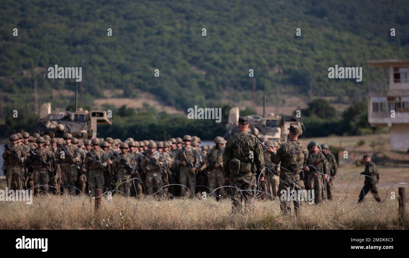 United states army mechanized infantry units hi-res stock photography ...