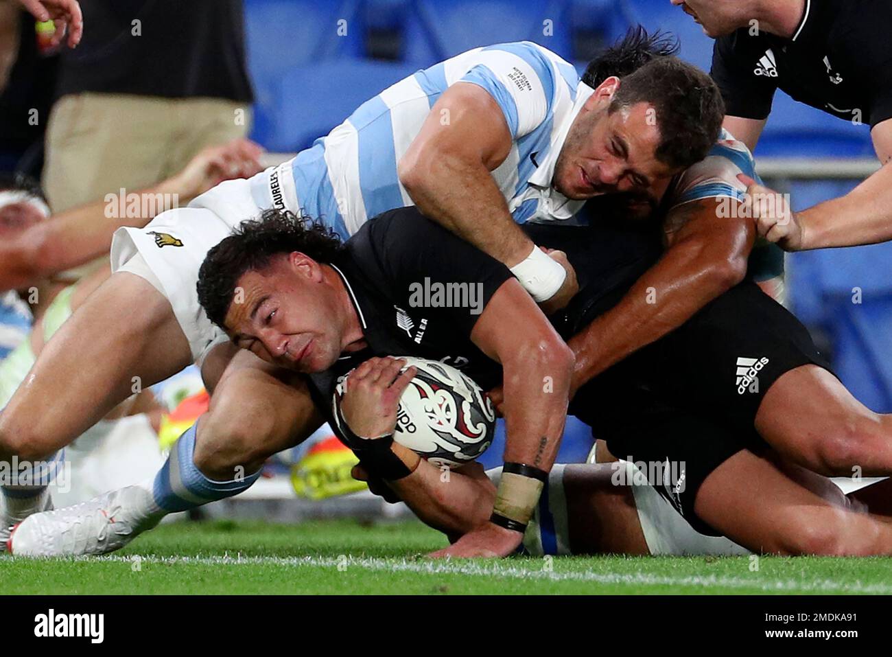 CORRECT'S NEW ZEALAND PLAYER'S NAME - New Zealand's David Havili, left ...