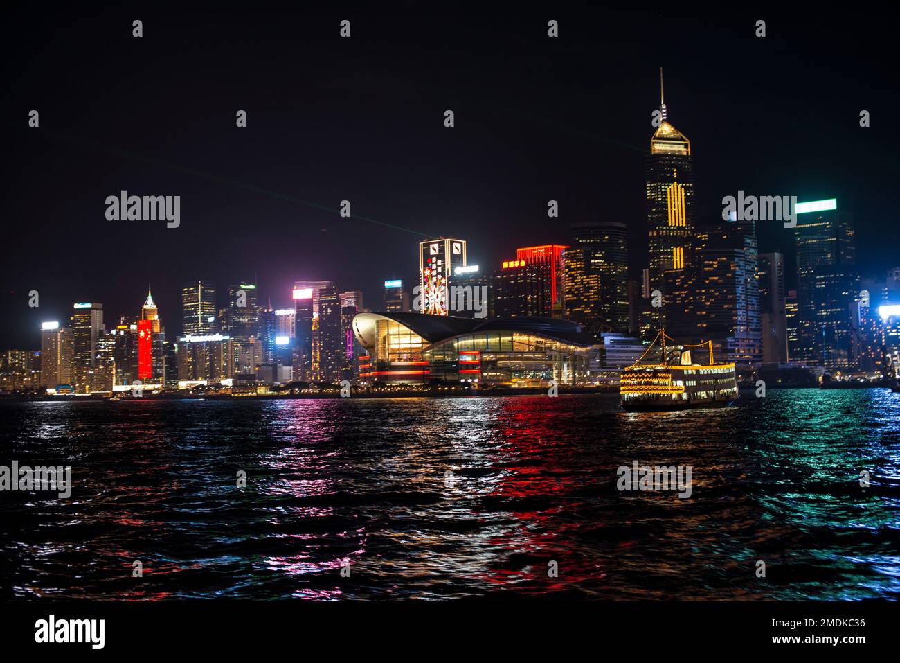 Hong Kong harbour at night Stock Photo - Alamy