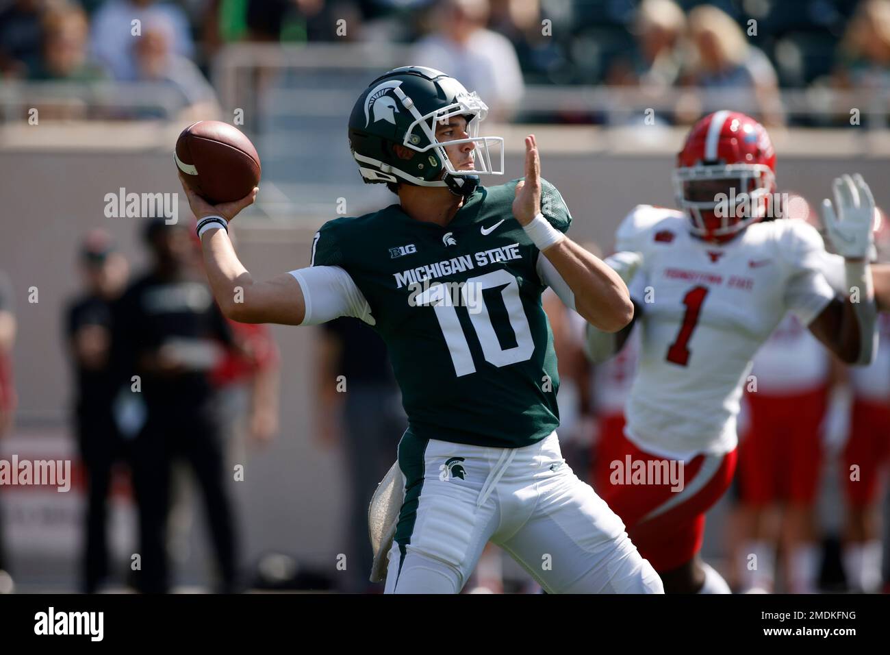 Michigan State quarterback Payton Thorne throws a pass against ...