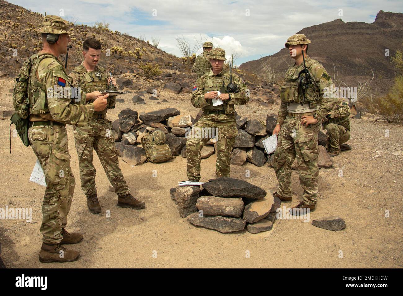British Army Soldiers with 255 (Somerset Yeomanry) Battery, Royal ...