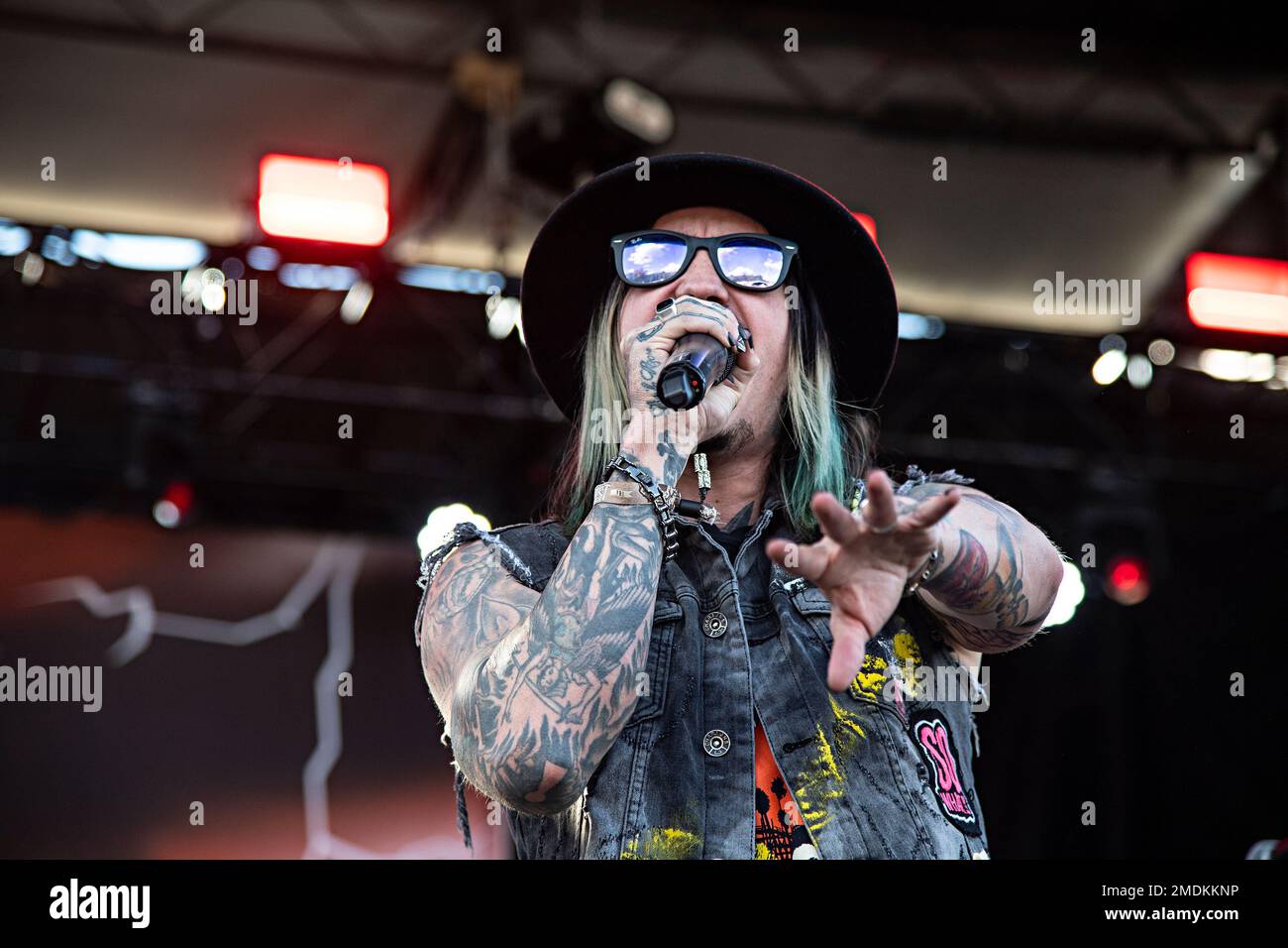 Craig Mabbitt of Escape the Fate performs at Inkcarceration Music and ...