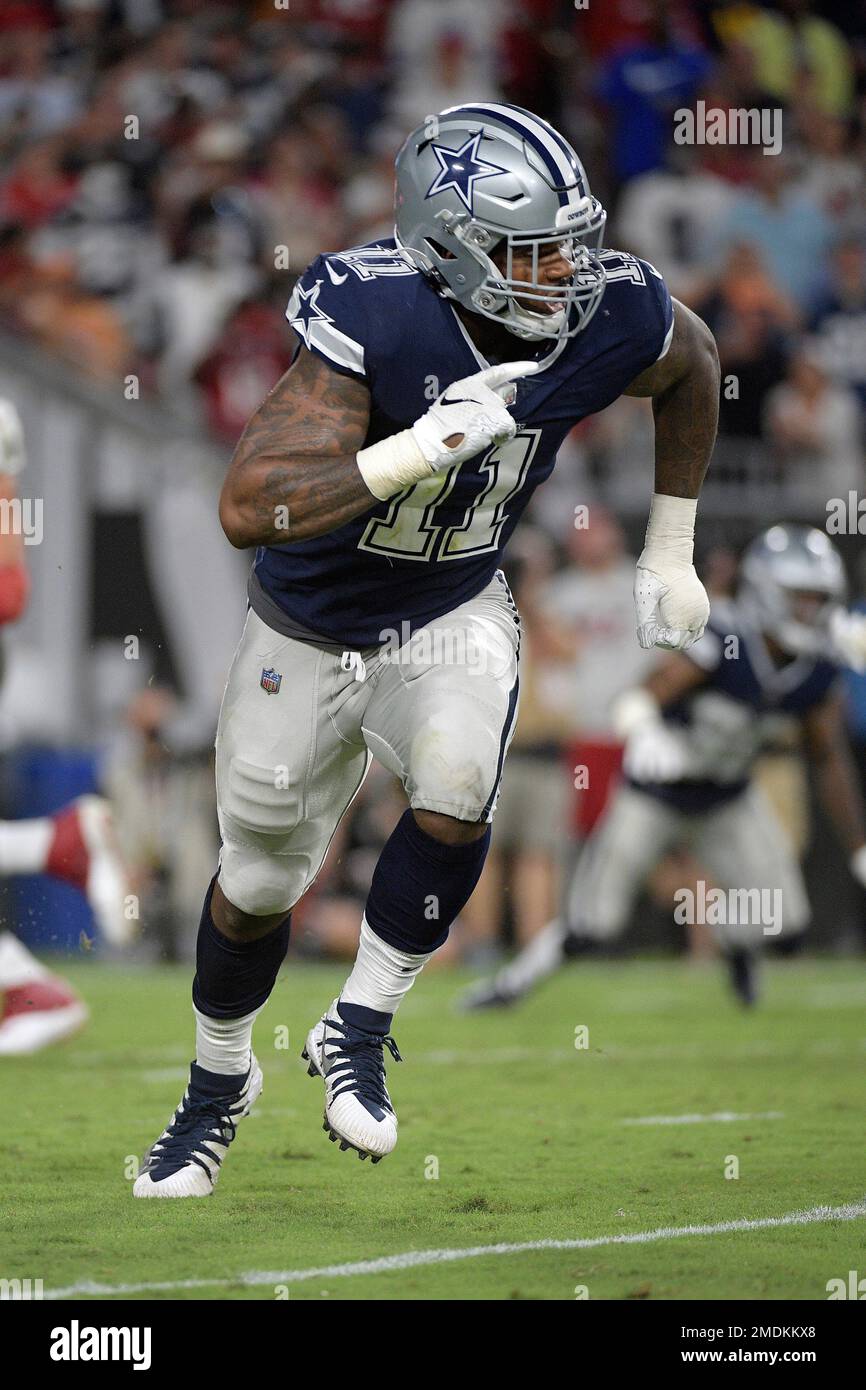 Dallas Cowboys linebacker Micah Parsons (11) follows a play during the ...