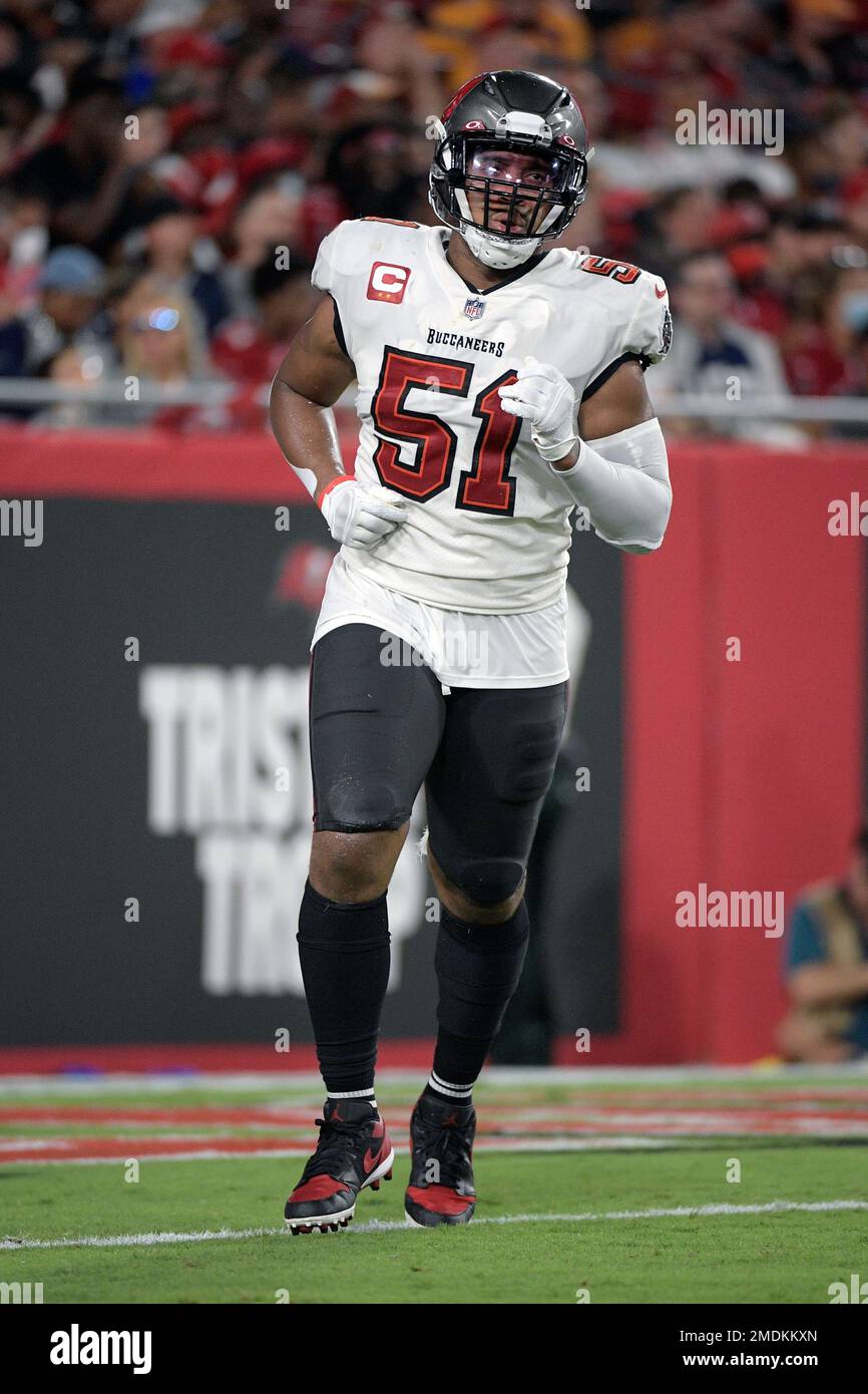 Tampa Bay Buccaneers linebacker Kevin Minter (51) follows a play during ...