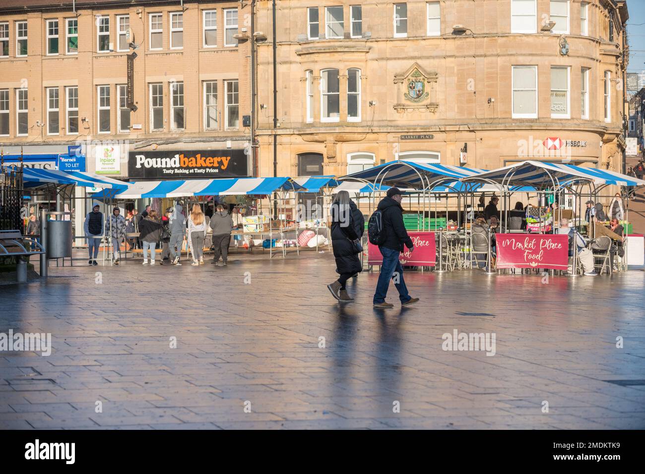 Outdoor market stalls in the center of Mansfield market square on a ...