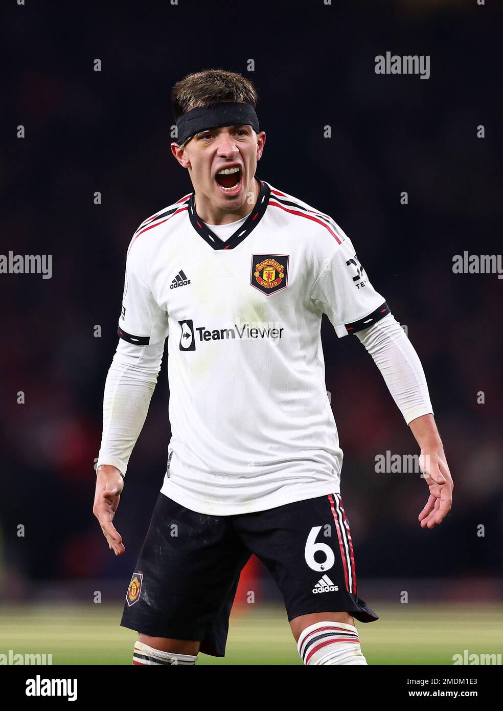 London Uk 22nd Jan 2023 Lisandro Martinez Of Manchester United