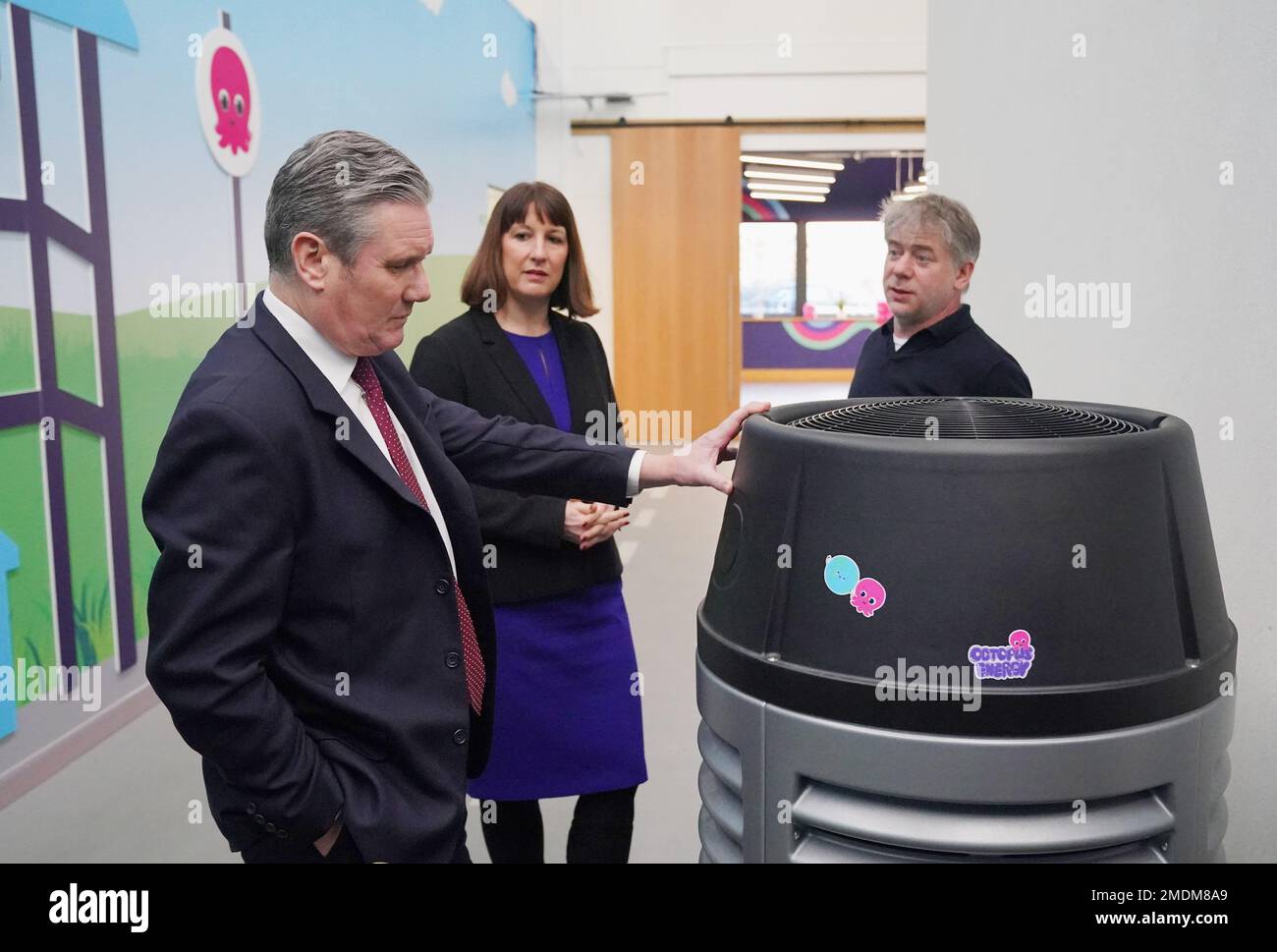 Octopus energy heat pump hi-res stock photography and images - Alamy