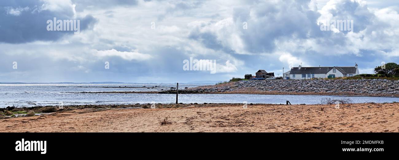 Brora beach, Lower Brora and the River Brora estuary Stock Photo - Alamy