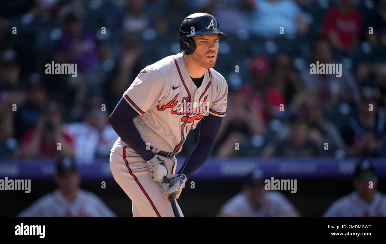 Atlanta Braves first baseman Freddie Freeman (5) in the ninth inning of ...