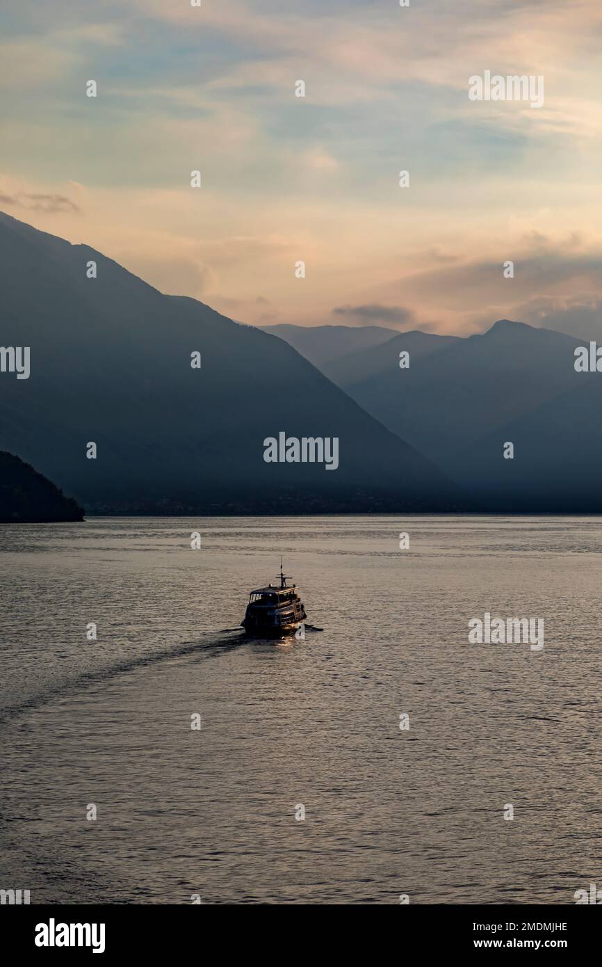 Light shining through boat hi-res stock photography and images - Alamy