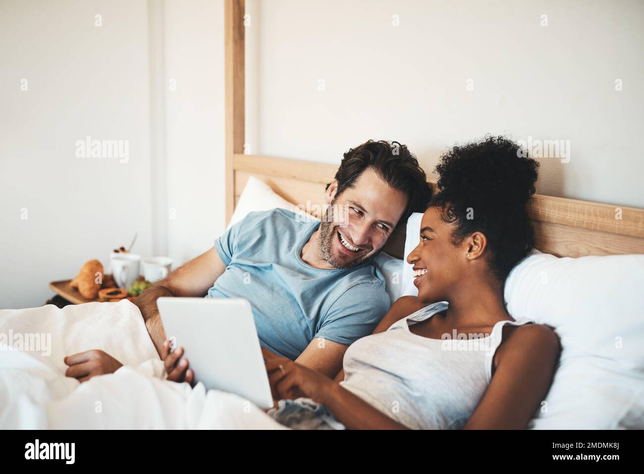 Diverse couple connection hi-res stock photography and images - Alamy