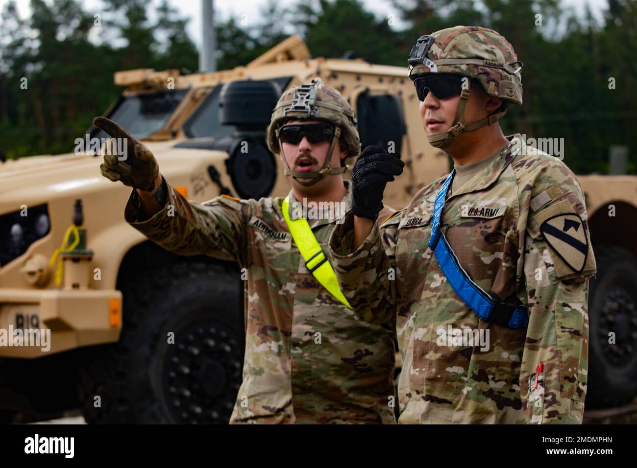 Soldiers at railhead hi-res stock photography and images - Alamy