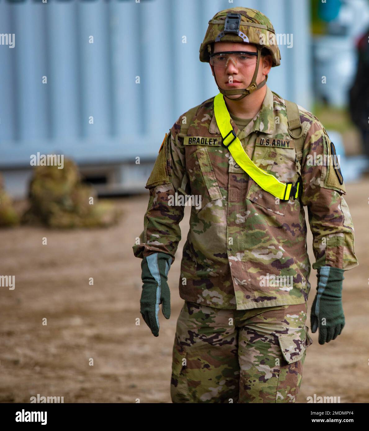 U.S. Army soldier, assigned to 3rd Armored Brigade Combat team, 1st ...