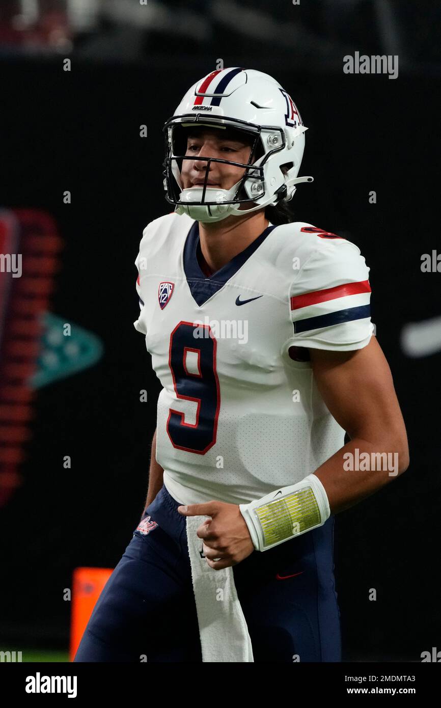Arizona quarterback Gunner Cruz (9) during an NCAA football game ...