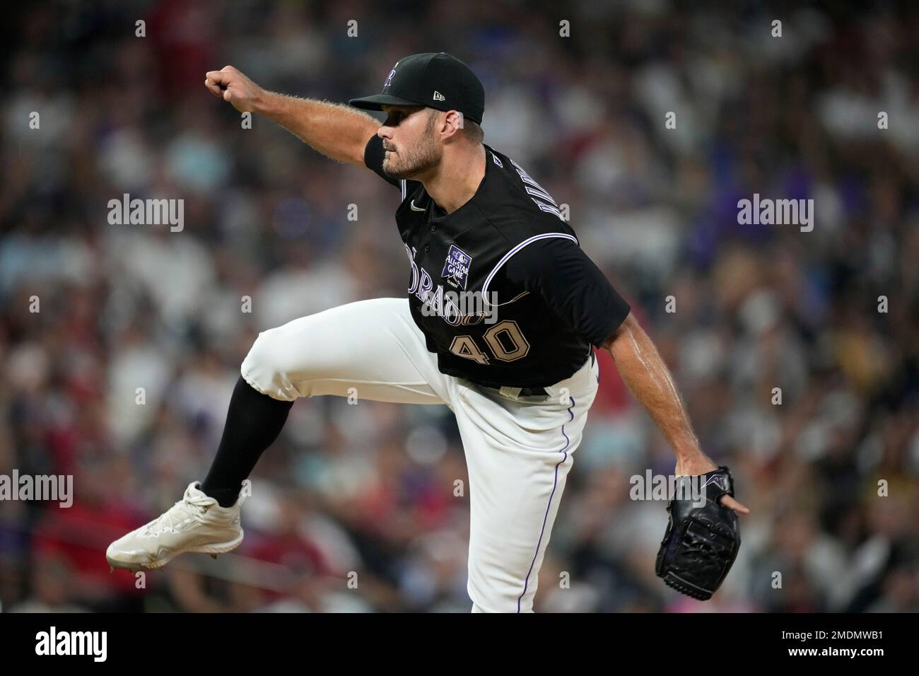 Colorado Rockies relief pitcher Tyler Kinley (40) in the sixth inning ...