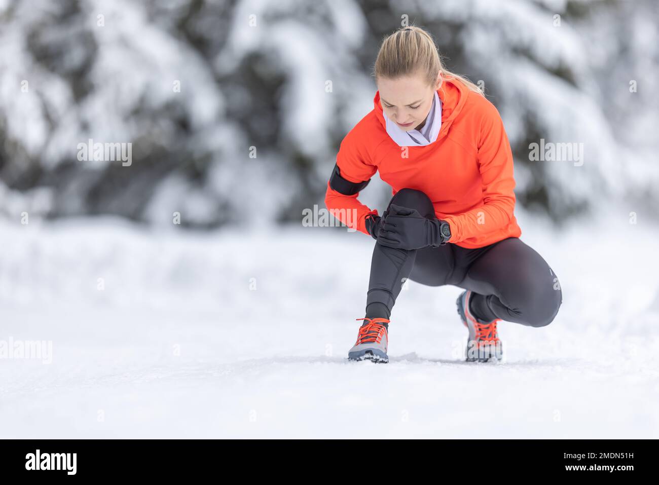 Workout accident hi-res stock photography and images - Alamy