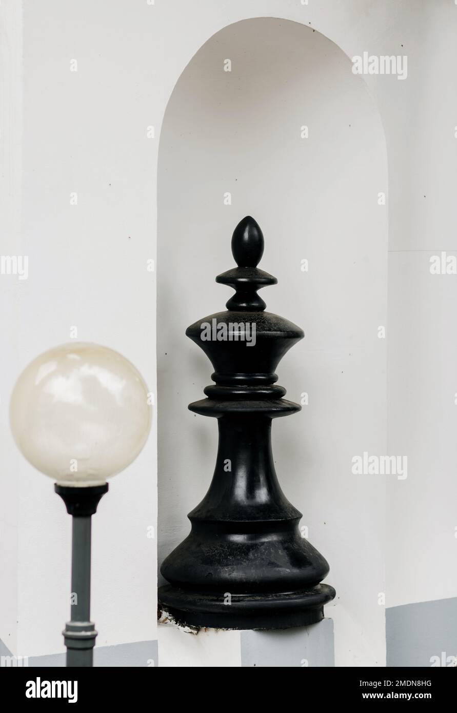 old chess piece. playing chess Stock Photo - Alamy