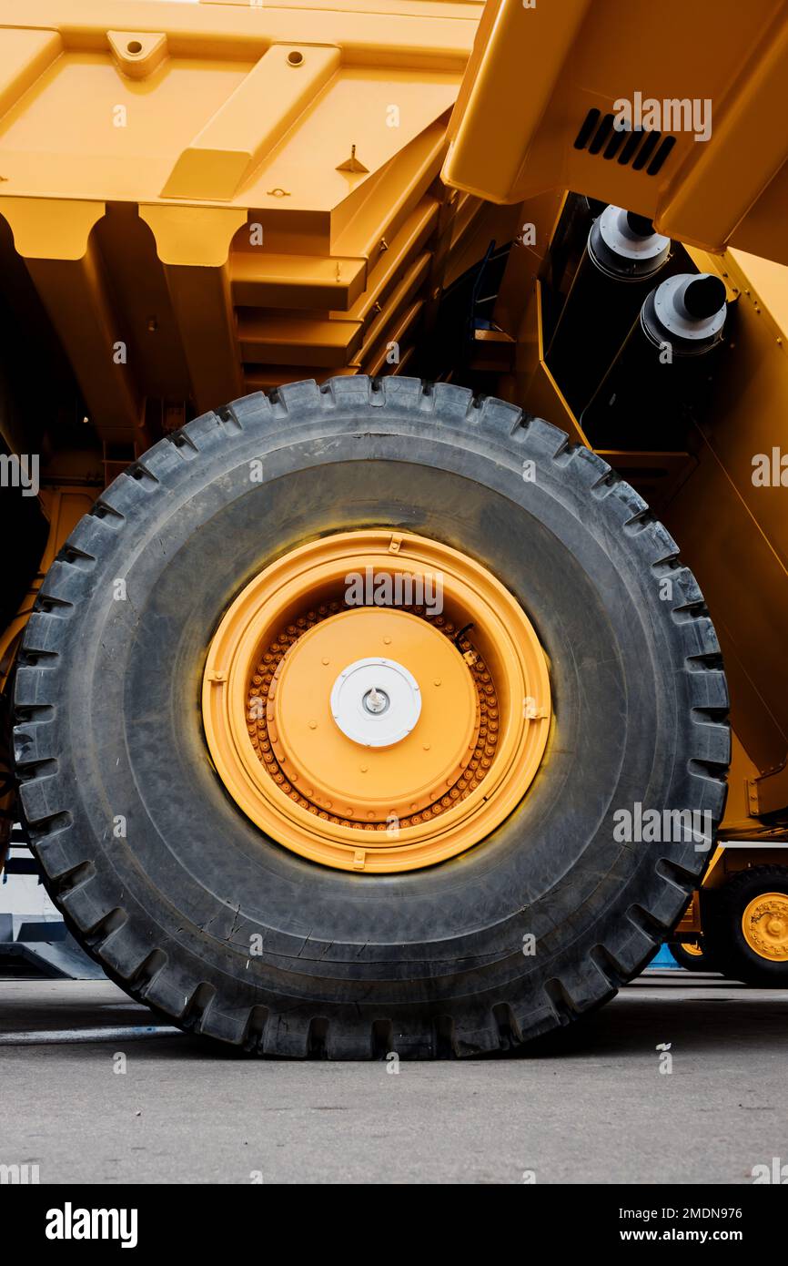 big digger. industrial truck. yellow huge machine Stock Photo - Alamy