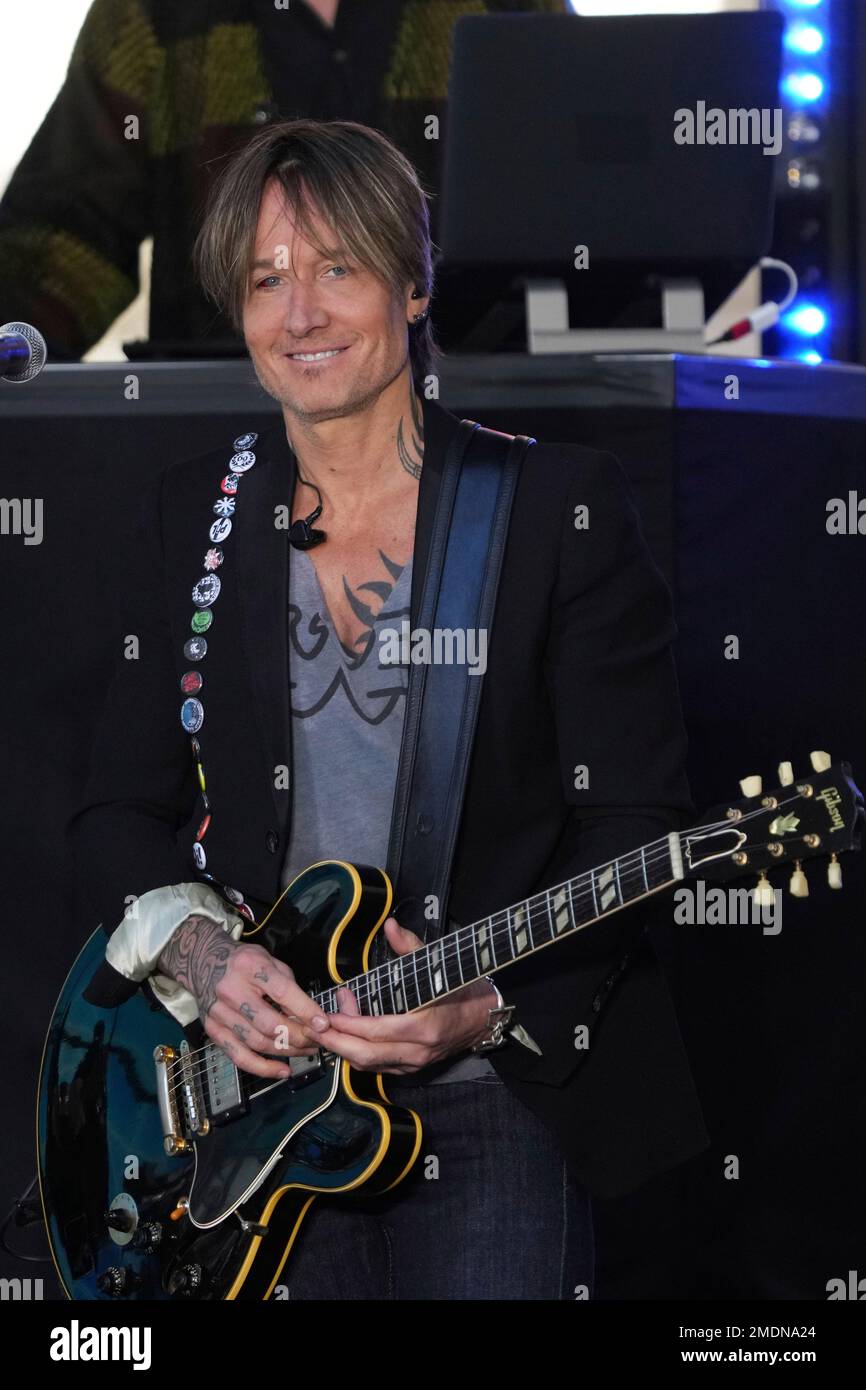 Keith Urban performs on NBC's Today show at Rockefeller Plaza on Friday ...