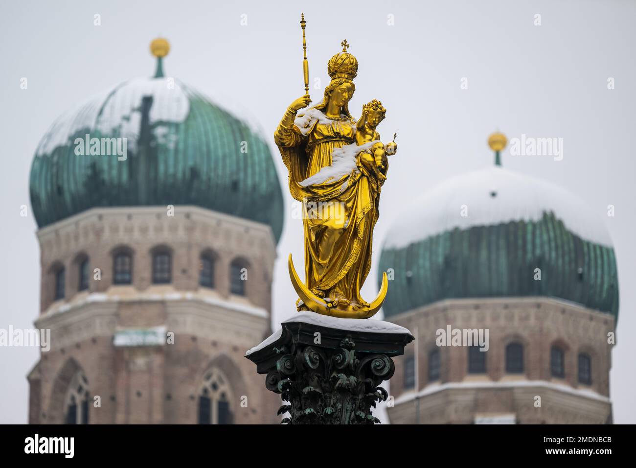Munich, Germany. 23rd Jan, 2023. The Mariensäule on Marienplatz with ...