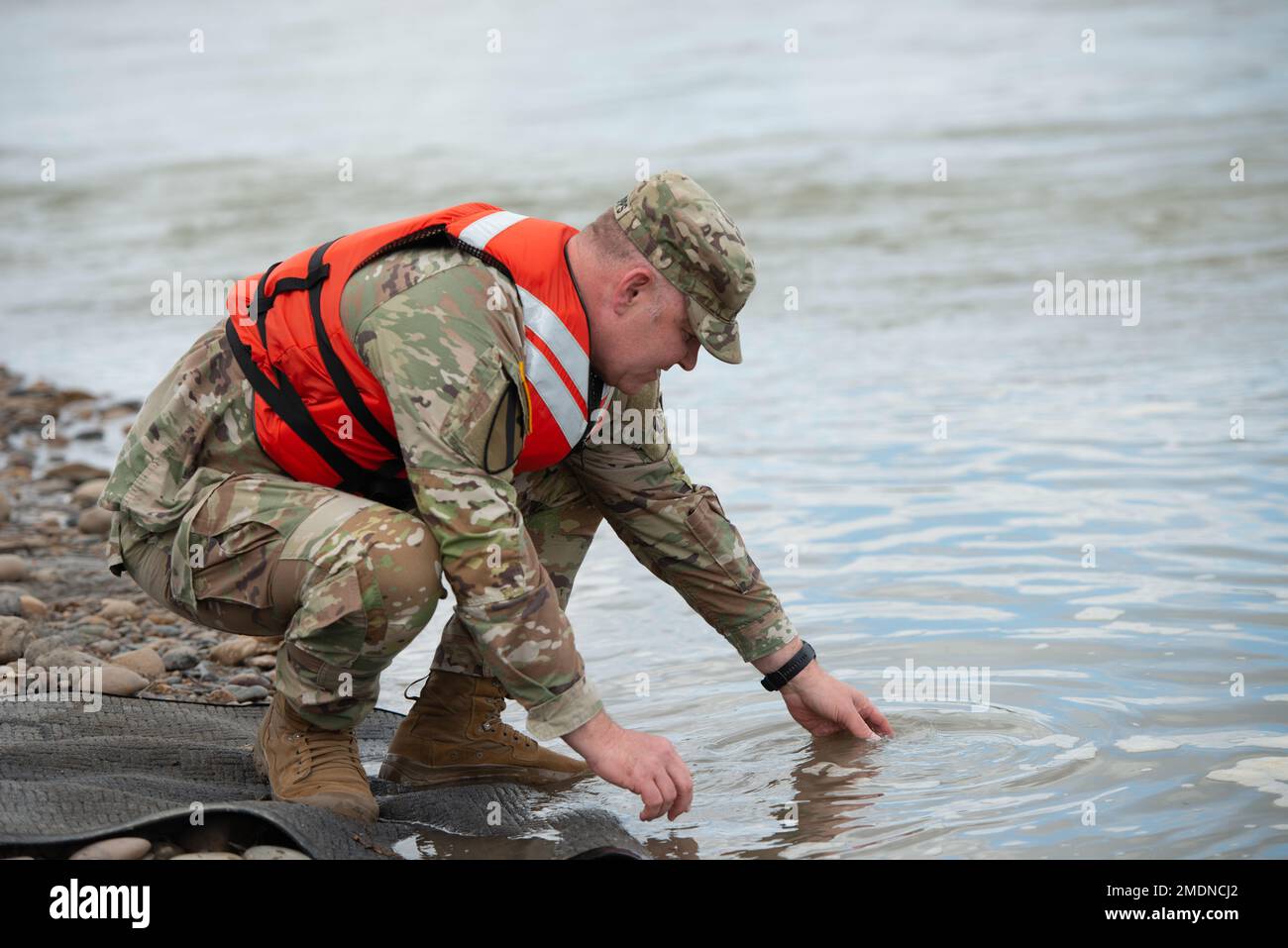 Col. Geoff Van Epps, Commander, U.S. Army Corps of Engineers ...