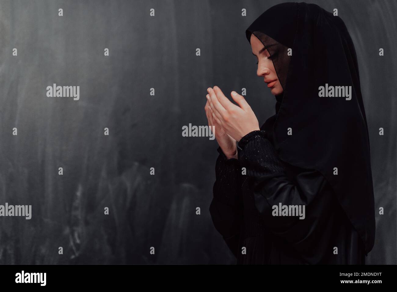 Dua hands hi-res stock photography and images - Alamy