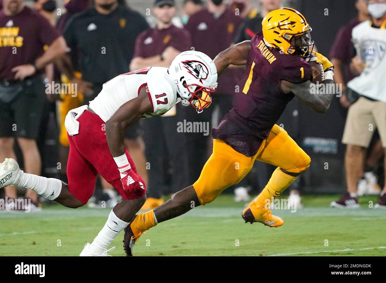 Arizona State running back DeaMonte Trayanum (1) breaks free for a ...