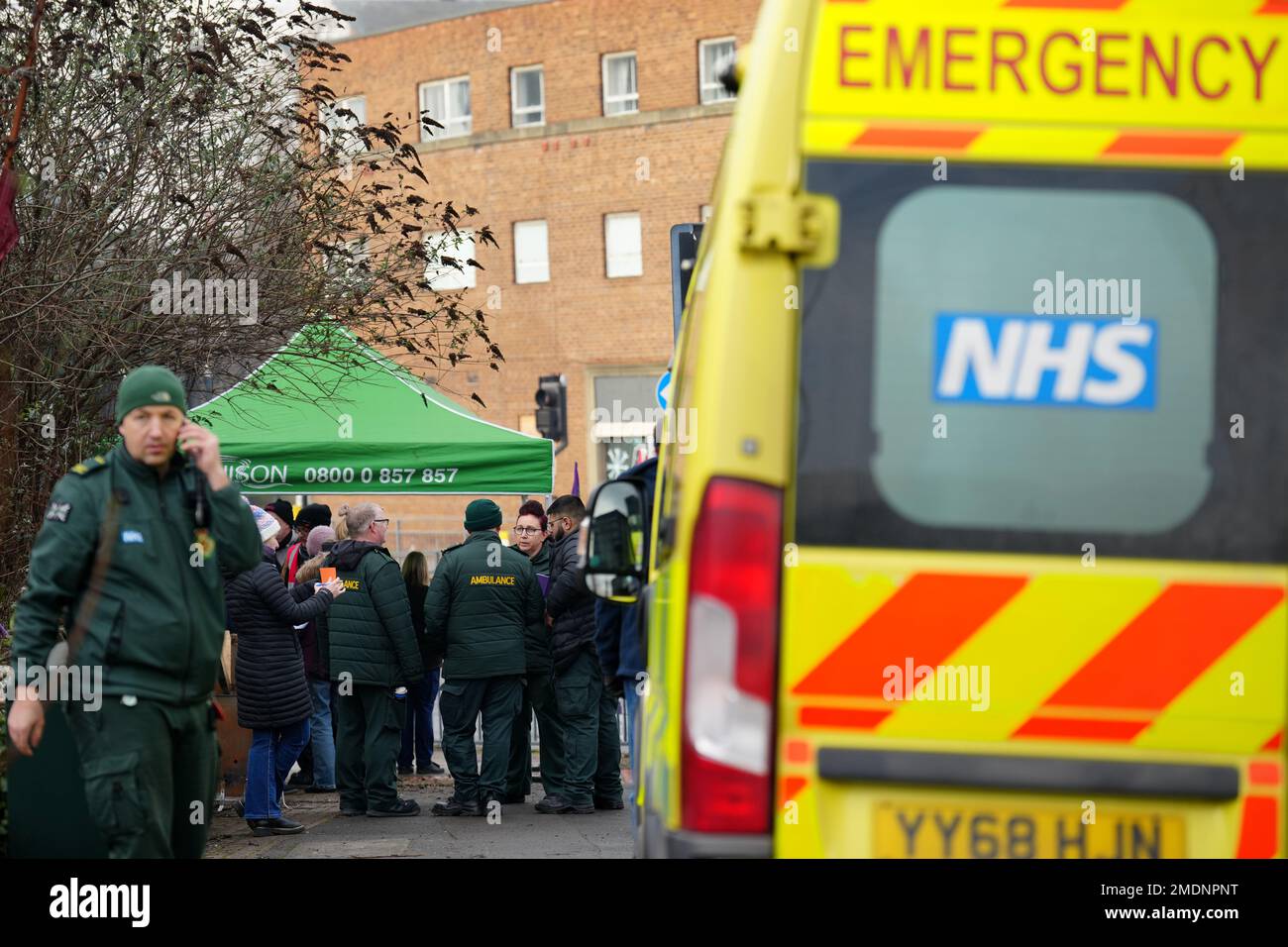 Ambulance workers on the picket line outside Leeds Ambulance Station in ...