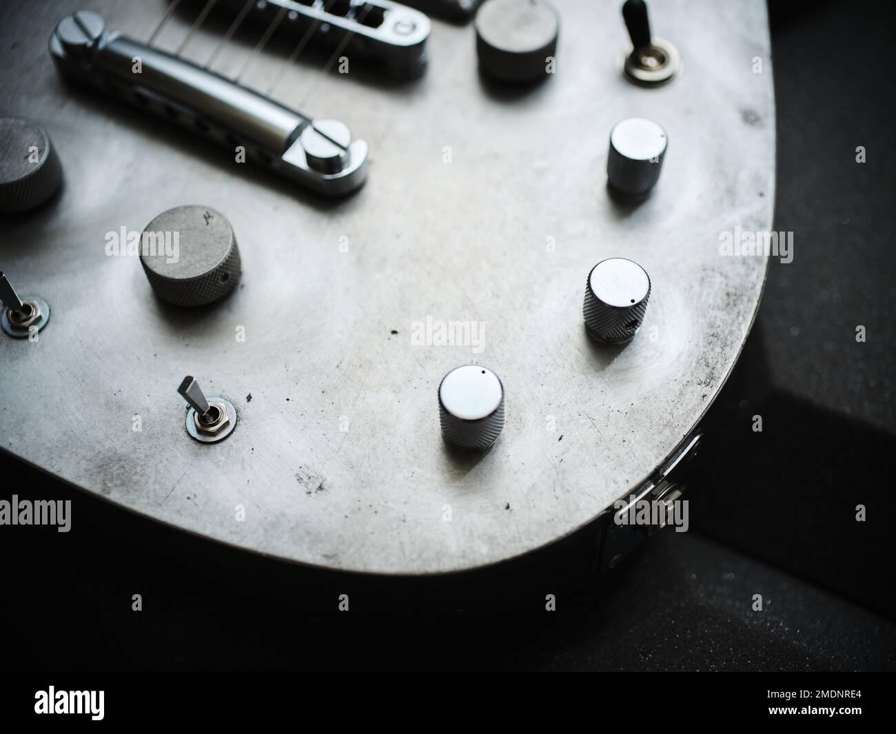 Manson Guitar Works Matt Bellamy DL-0R electric guitar Stock Photo - Alamy