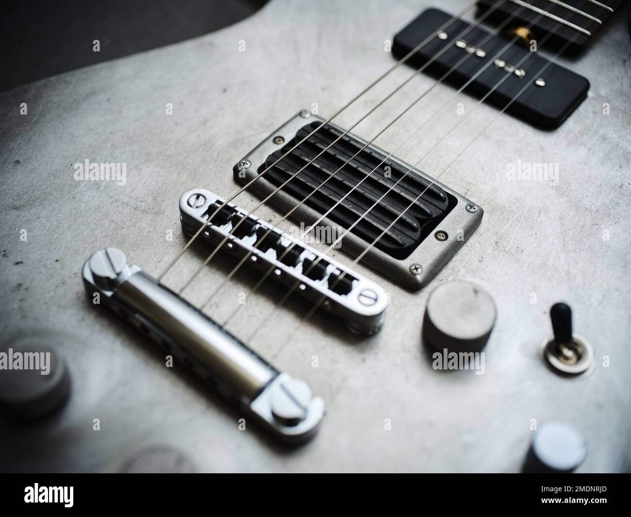 Manson Guitar Works Matt Bellamy DL-0R electric guitar Stock Photo - Alamy