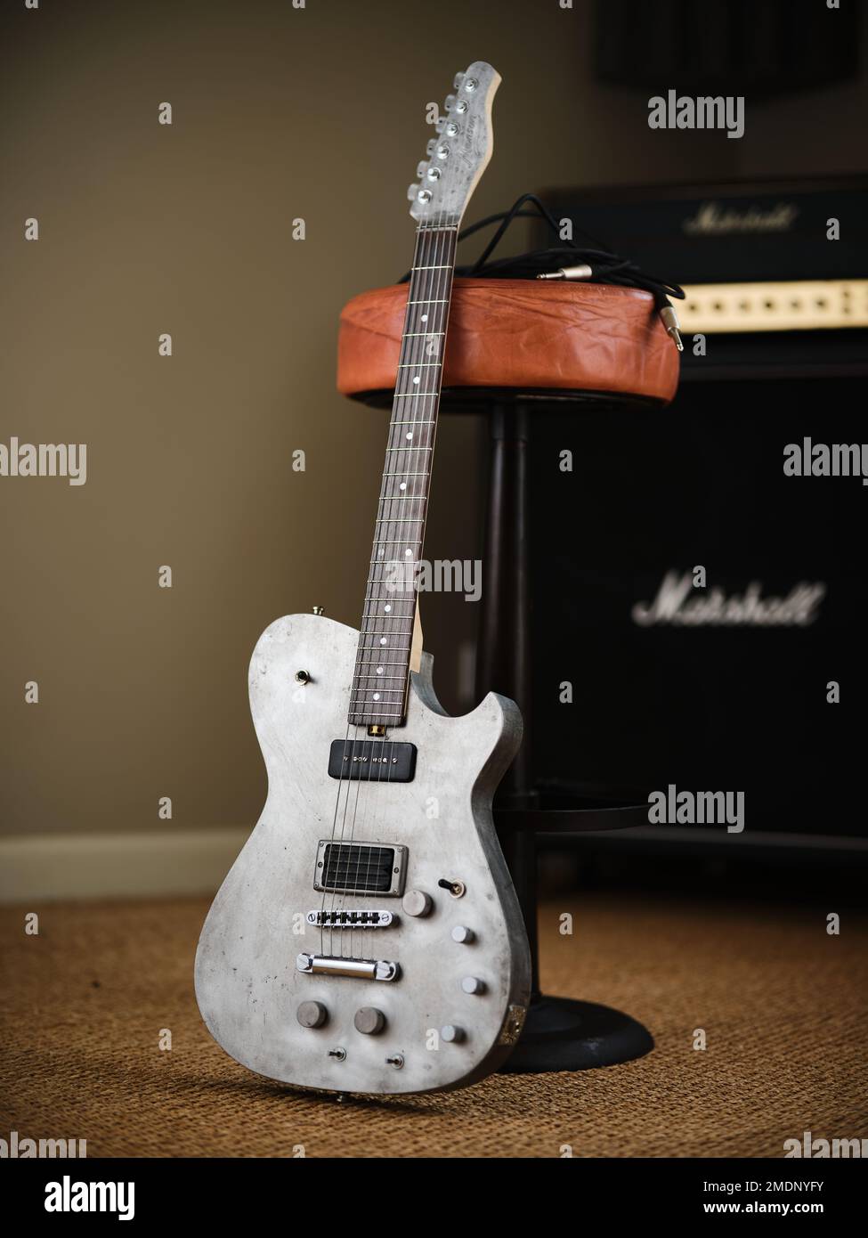 Manson Guitar Works Matt Bellamy DL-0R electric guitar Stock Photo - Alamy
