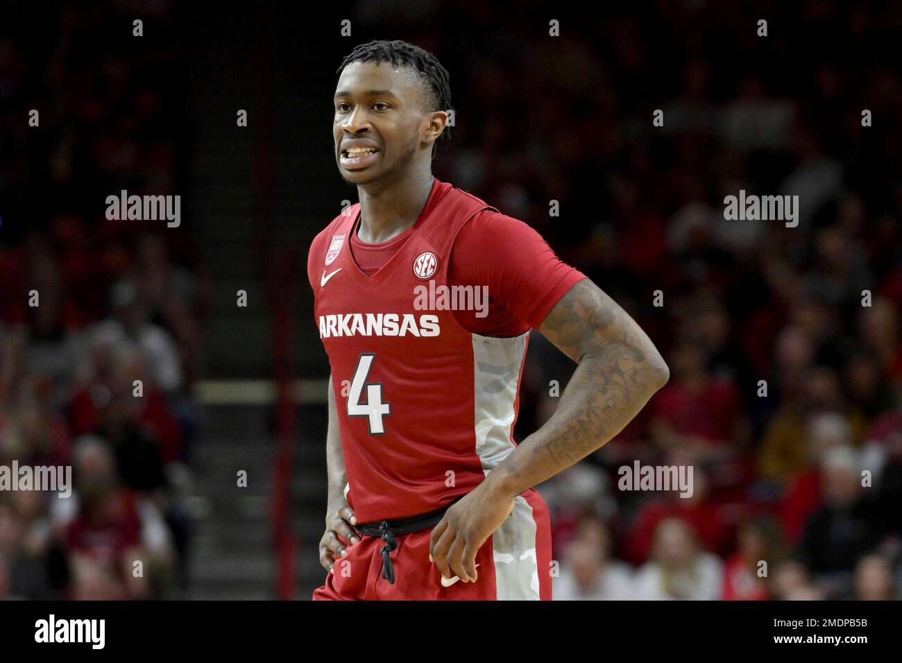 Arkansas guard Davonte Davis (4) against Mississippi during an NCAA ...