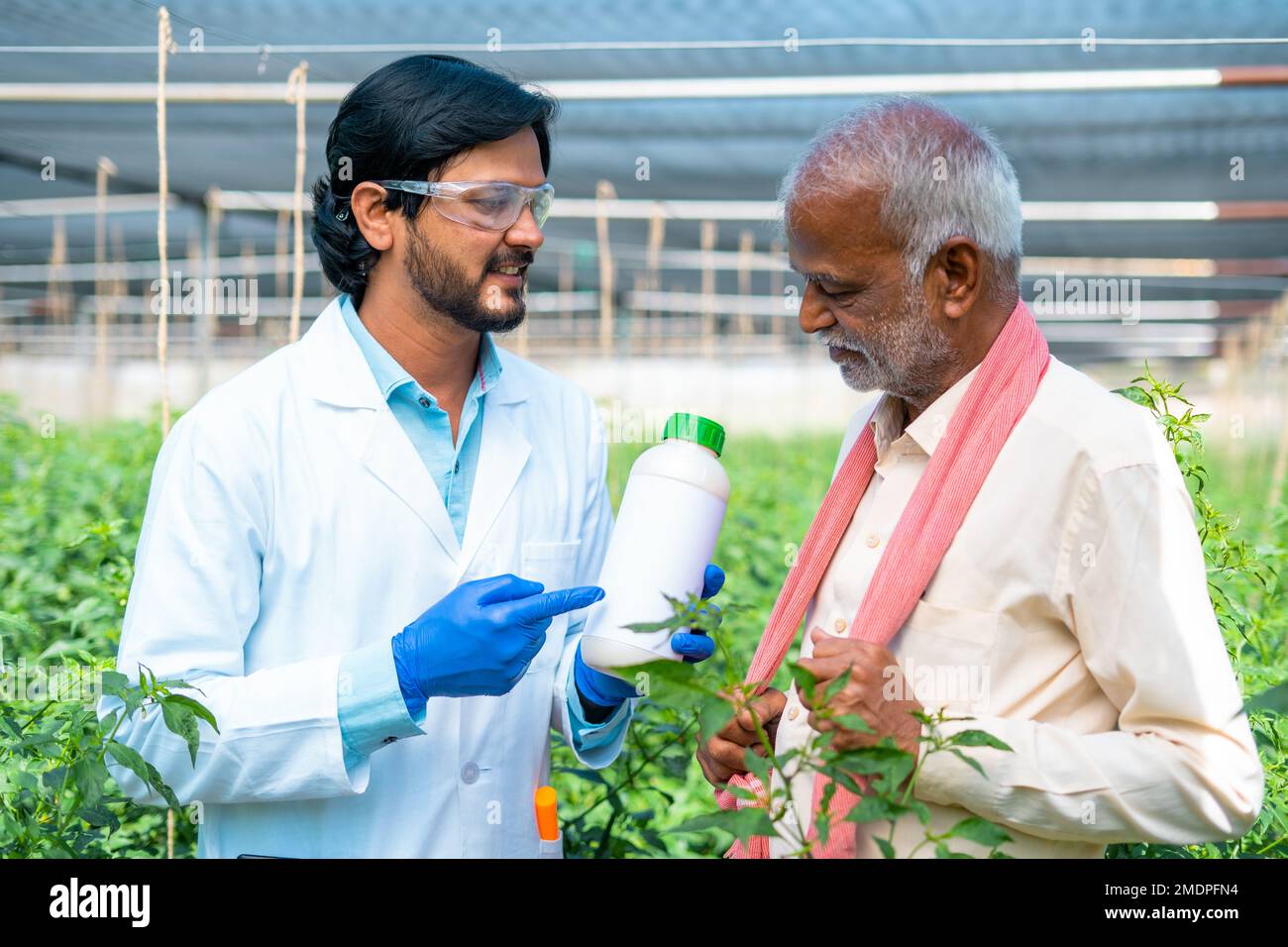 Explaining agro hi-res stock photography and images - Alamy