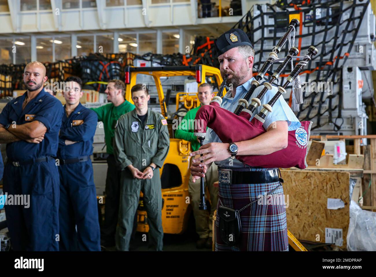 220726-N-VI910-2069 PACIFIC OCEAN (July 26, 2022) Royal Canadian Air ...