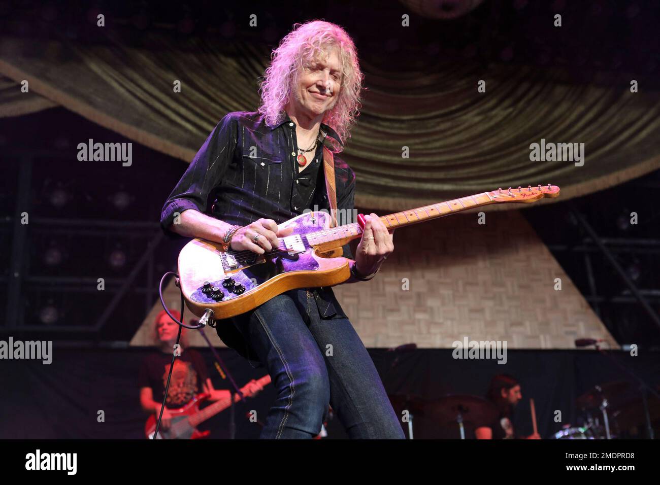 Peter Stroud with Sheryl Crow Performs at Ameris Bank Amphitheatre on ...