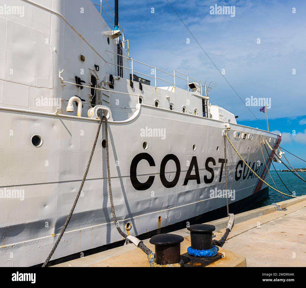 U s coast guard cutter ingham hi-res stock photography and images - Alamy