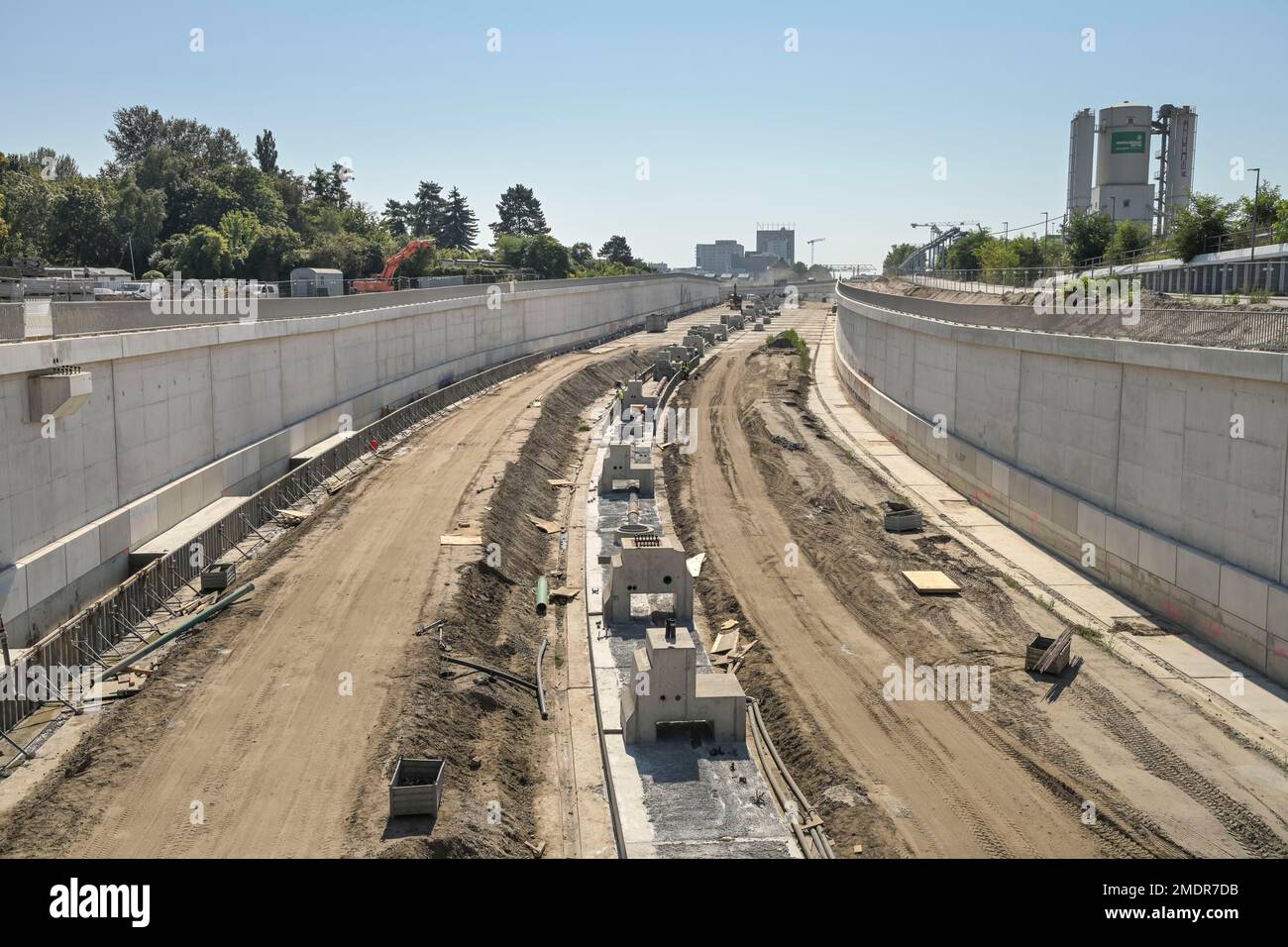 New construction of motorway A100, height Dieselstrasse, Neukoelln ...